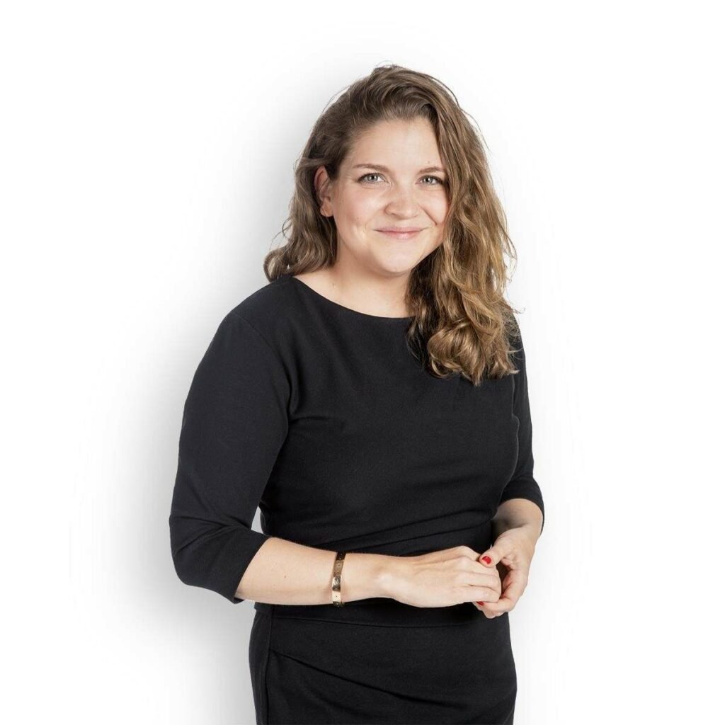 ESG kouluttajat | ST-Akatemia